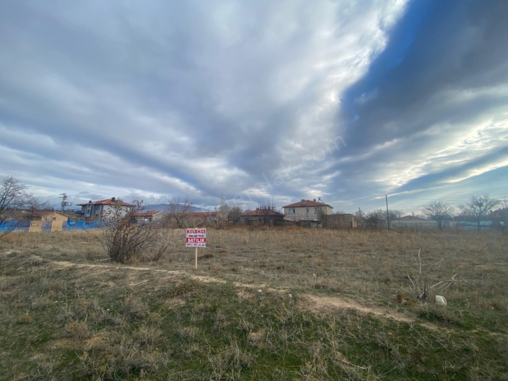 ŞIHLAR MAHALLESİNDE KÖŞE PARSEL 2 ADET ARSA-Merkez-Bolvadin-Afyon : 5462